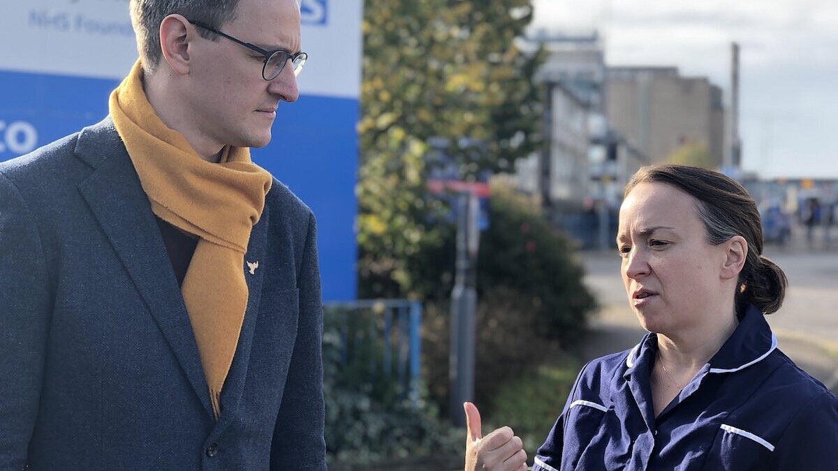 NHS workers deserve more - we are calling for a pay rise for NHS staff ...